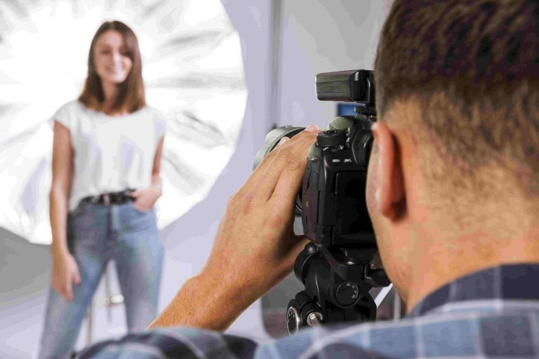 20 Awesome Essential Professional Photography Equipment